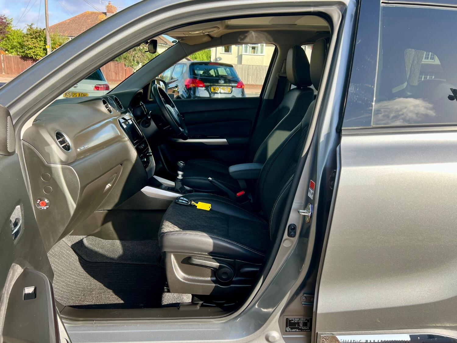 Used SUZUKI VITARA 2022 Grey for sale - £17495 in Taunton, Somerset ...