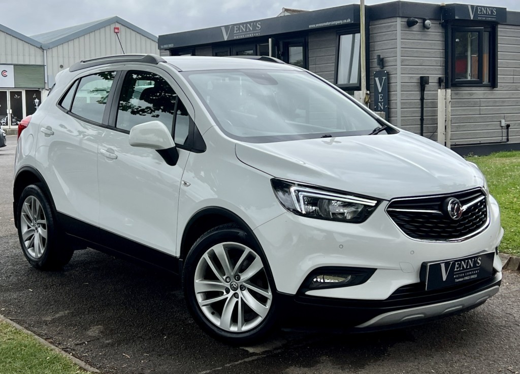 Used VAUXHALL MOKKA X 2017 White for sale - £8495 in Taunton, Somerset ...
